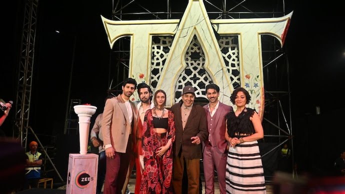 Zee5 Series 'Taj – Divided by Blood' To Star Naseeruddin Shah ...