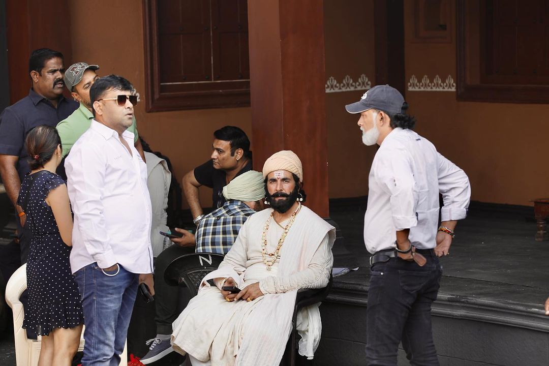 Akshay Kumar Looks Unrecognizable As Chhatrapati Shivaji Maharaj From ...