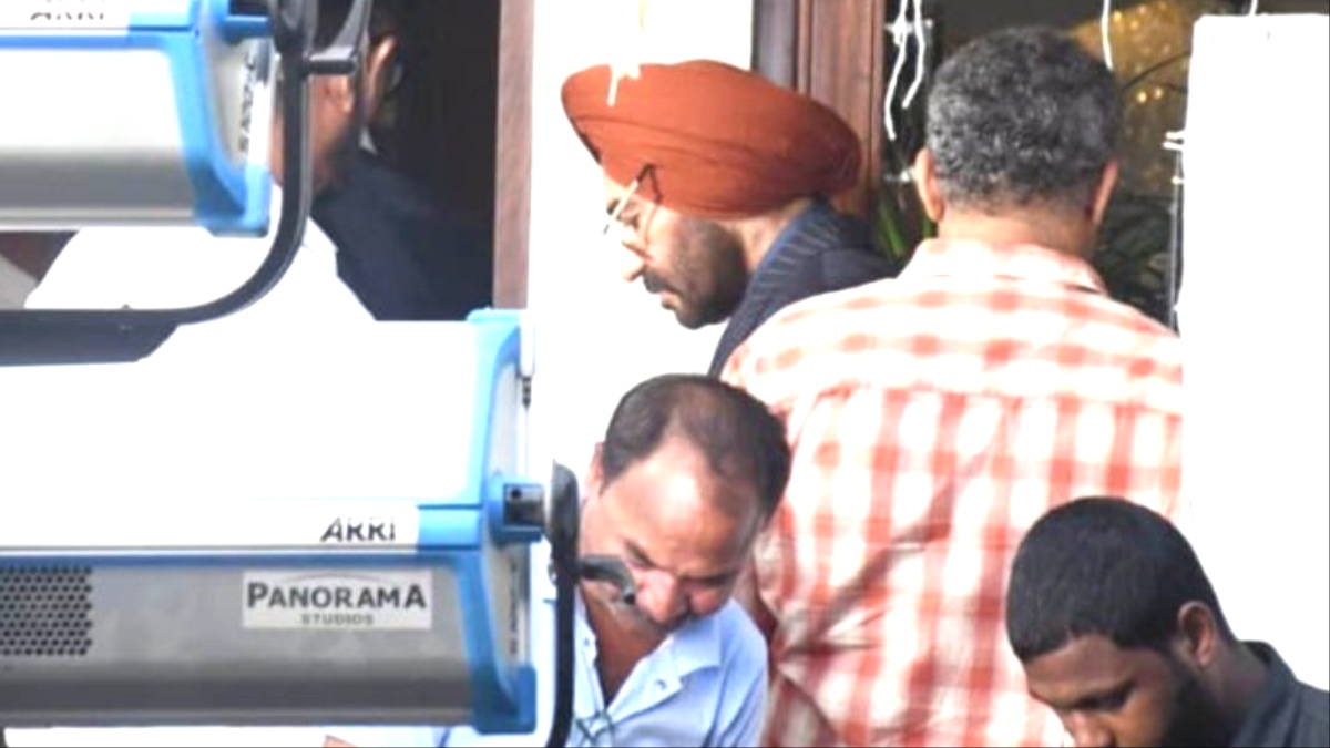 Son Of Sardaar 2: Ajay Devgn Resumes The Shoot In Mumbai, Spotted ...